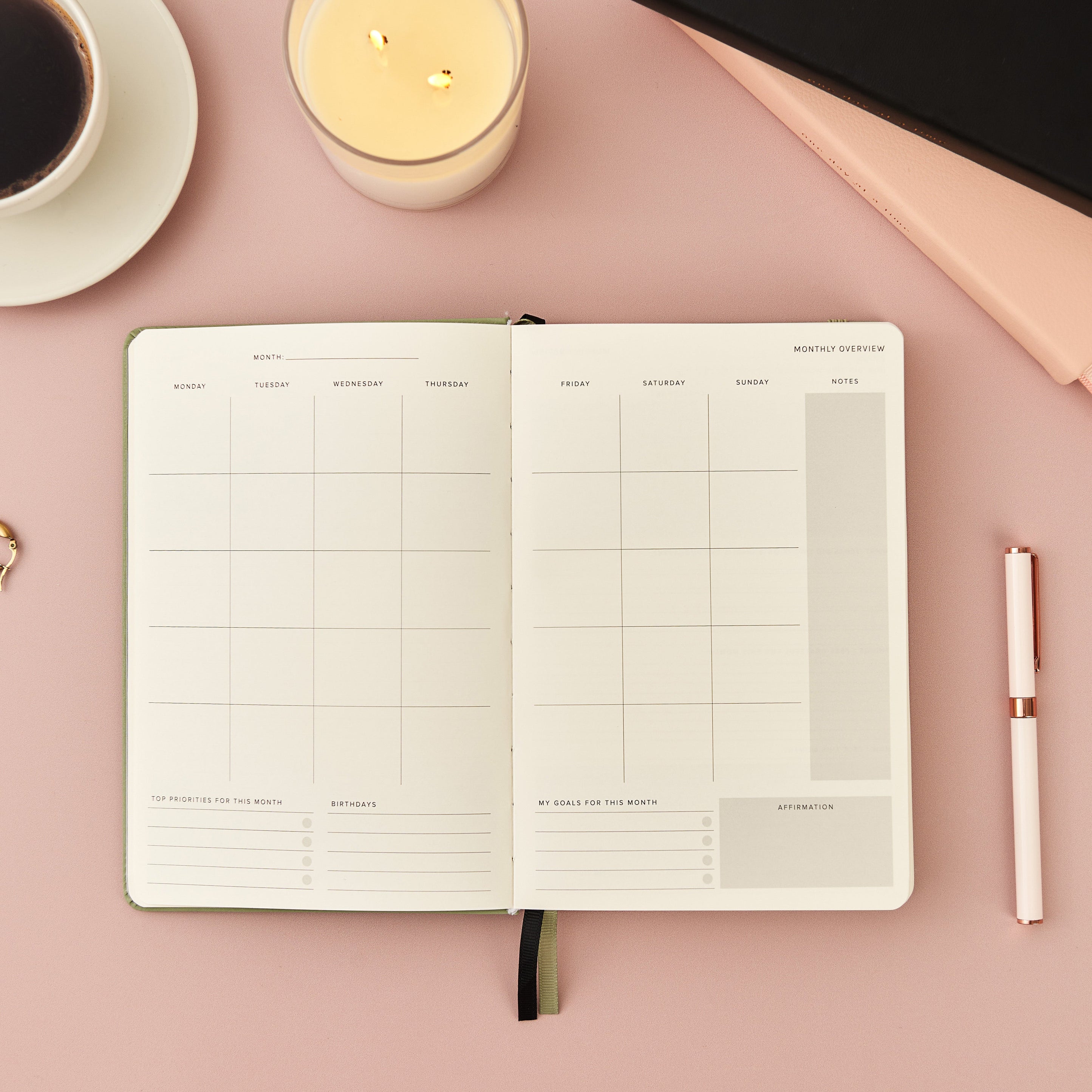 Minimal Undated Daily Productivity Planner | Faye Co Papier